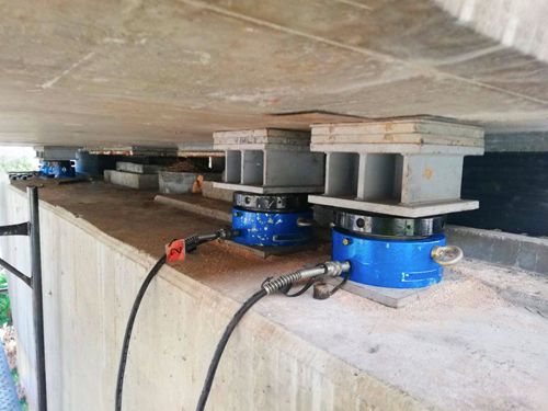 Freyssi Flat Jacks - WB